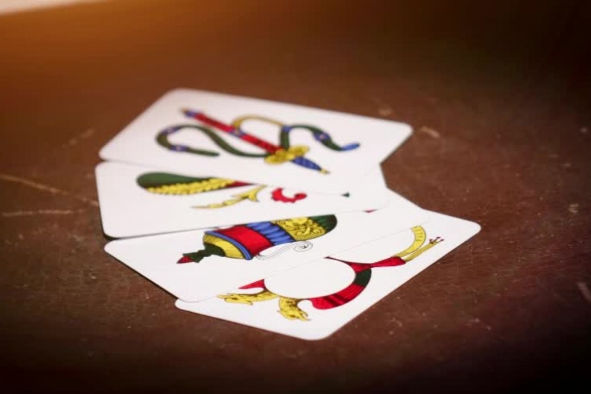 Asso di Bastoni e Asso di Spade